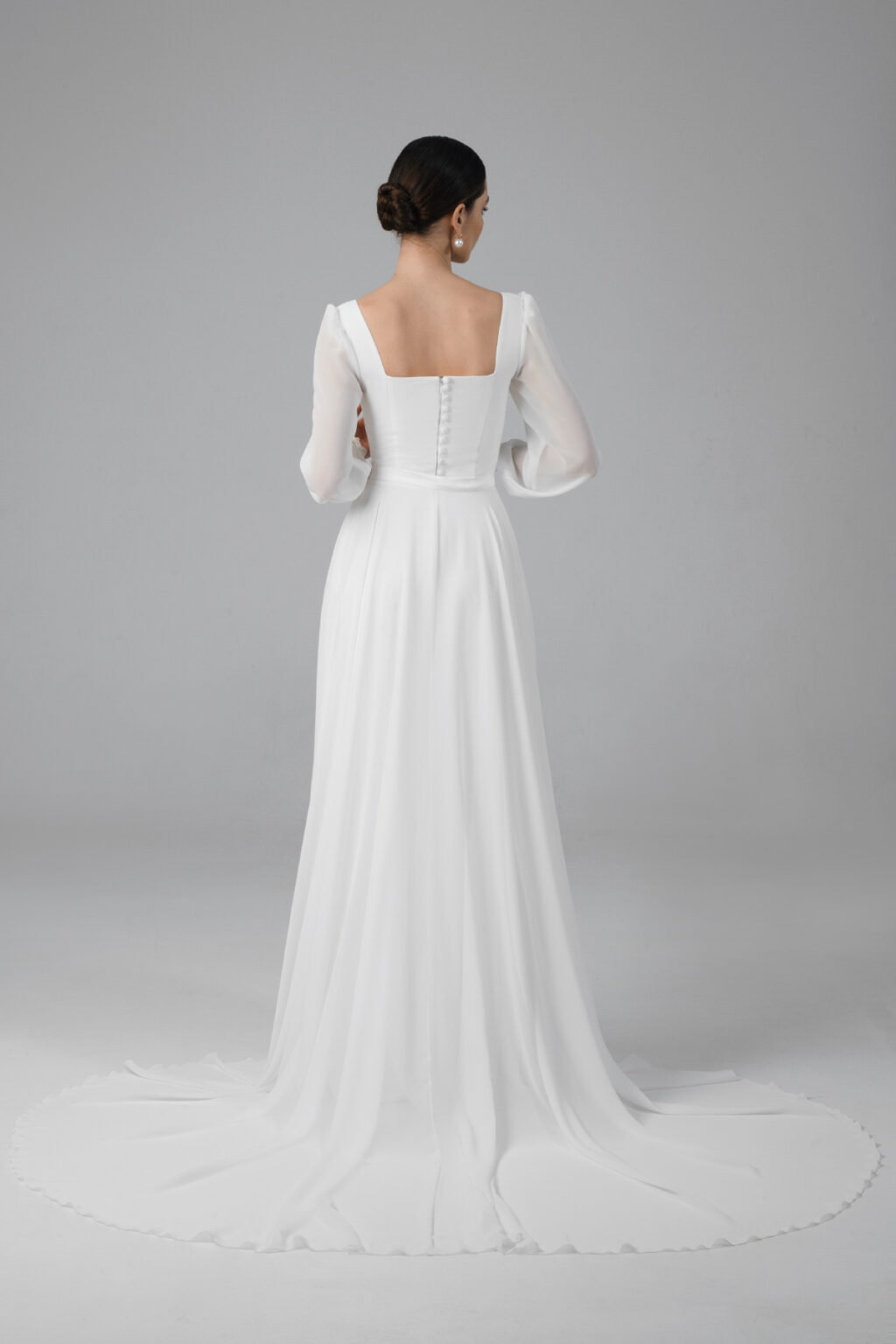 Simple and elegant wedding dress with long sleeves - Emily • Piondress