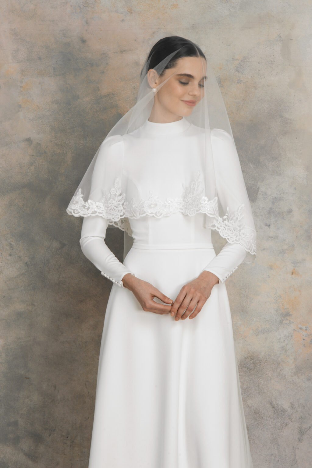 High neck modest wedding dress - Allison • Piondress